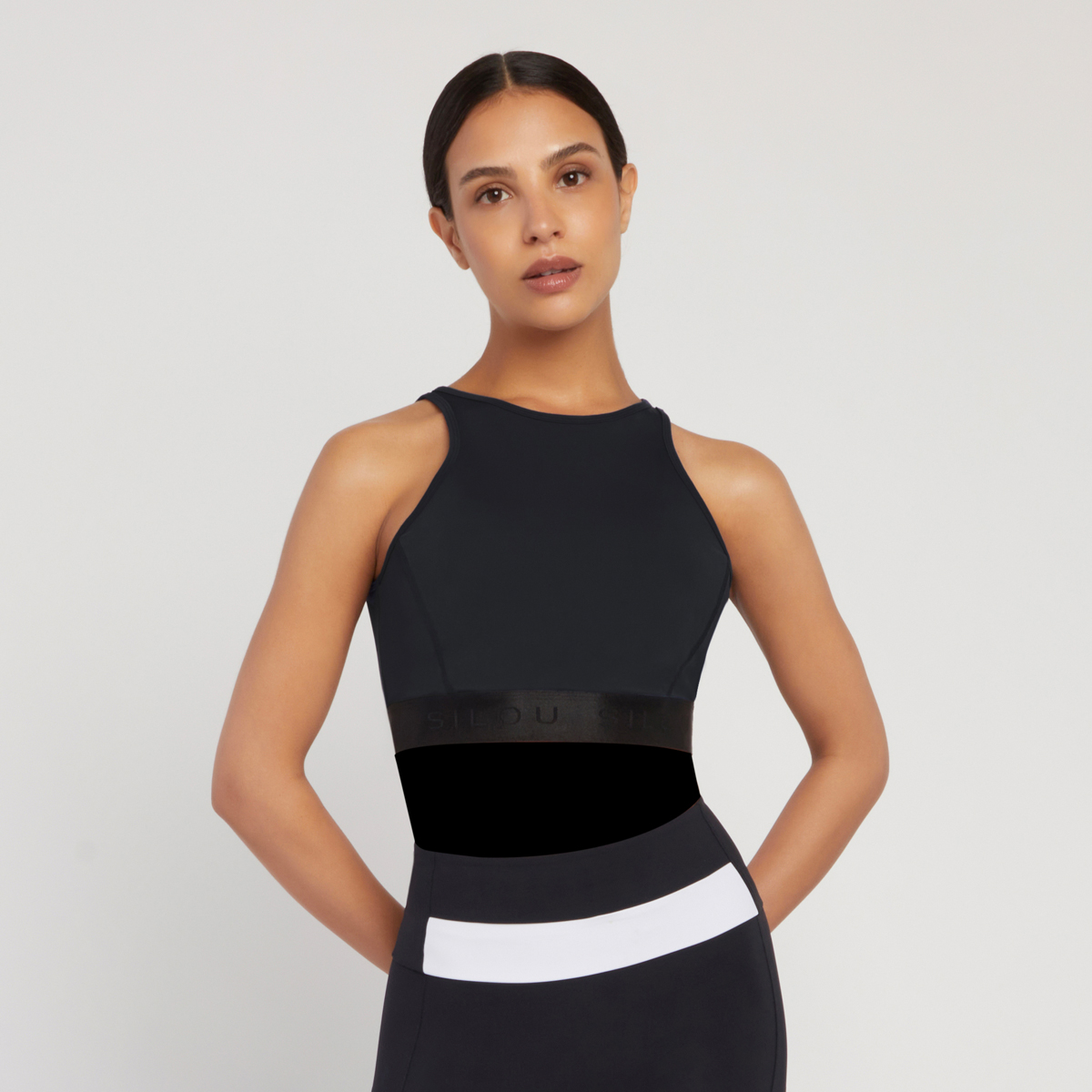 اشتري توب اريزونا بتصميم قصير - اسود اونلاين في العراق|بوتيكات